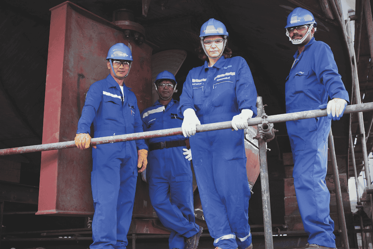 Propelling You Forward | International-marine